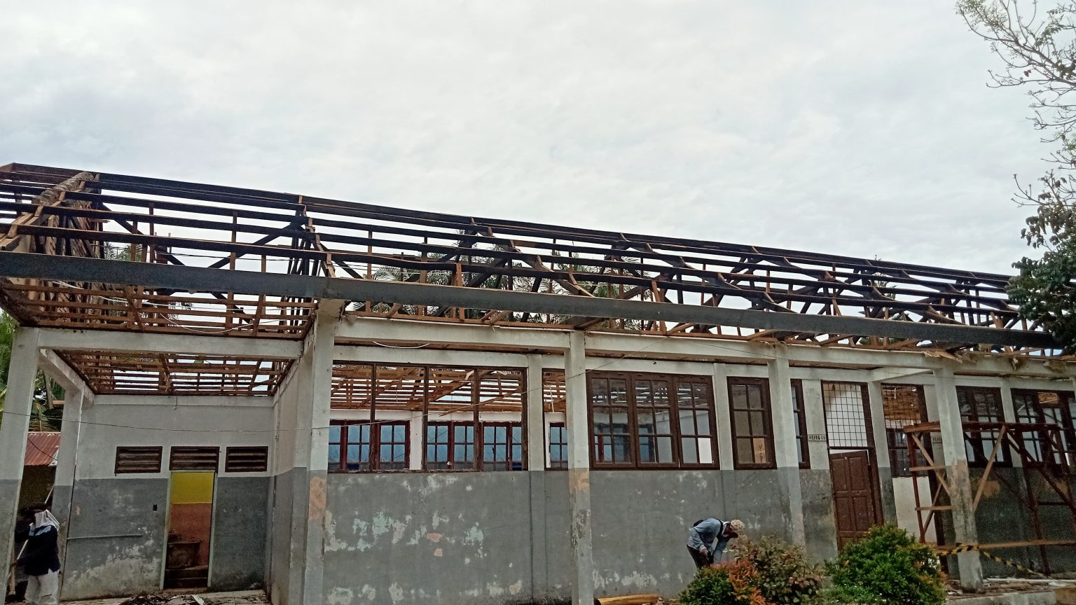 Proyek Revitalisasi Rp 1,5 M di SMK Negeri 1 Bandar Masilam Abaikan ...
